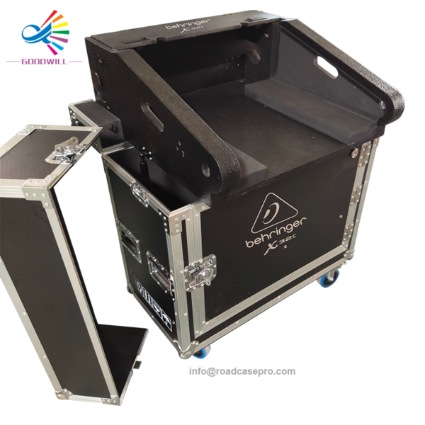 Behringer X32 Compact Hydraulic Flight Case - Professional Flight Case